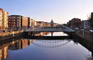 9Colonne | Bloomsday a Galway: storie di James Joyce e la sua musa Nora ...
